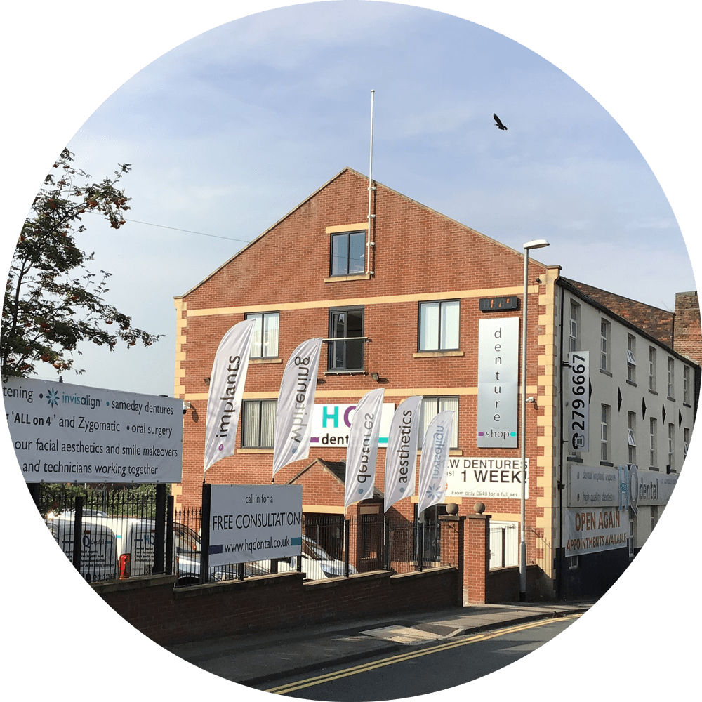 Mrs Gloria Thompson - HQ Dental